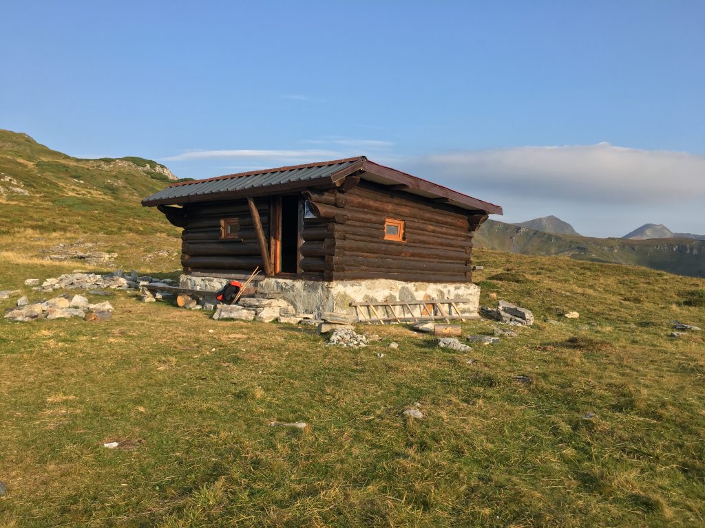 Refugiu nou in Muntii Rodnei - Explore&GIS
