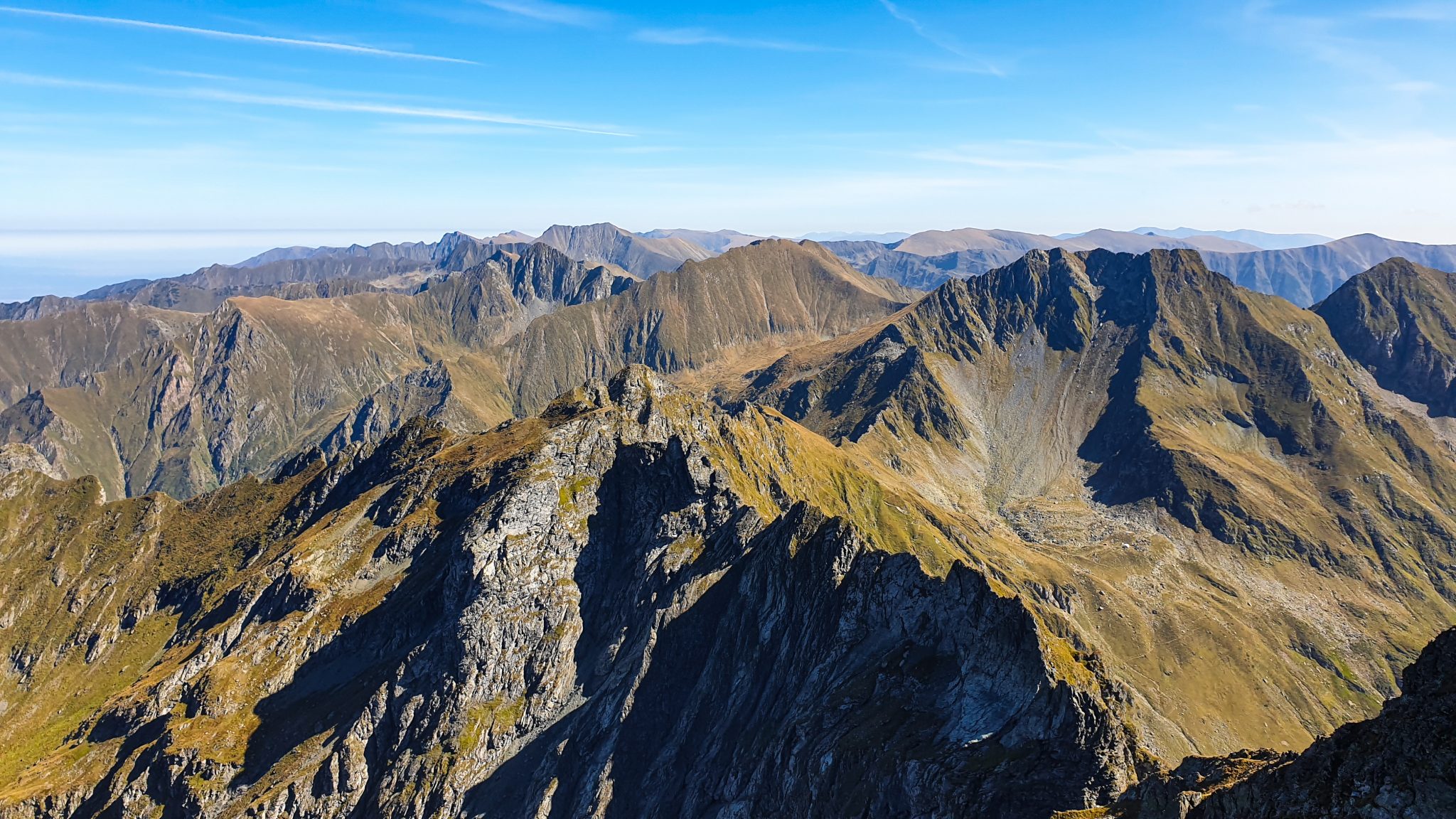 Cele mai impresionante creste montane din Romania - Explore&GIS