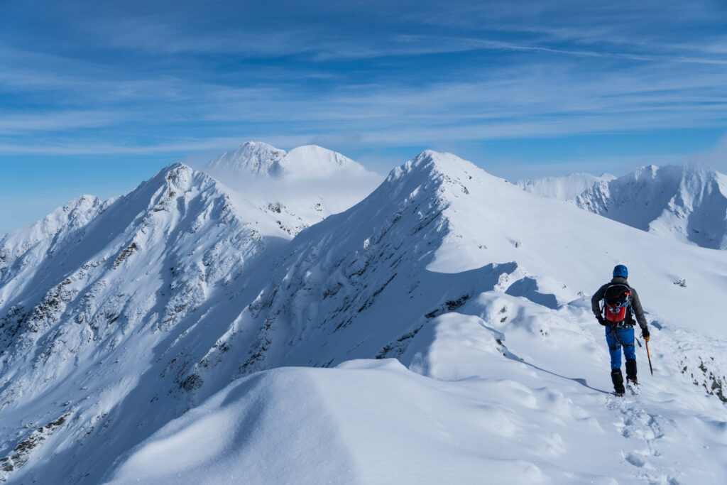 Temerari in Fagaras - Varfurile Paltinul si Iezerul Caprei - Explore&GIS